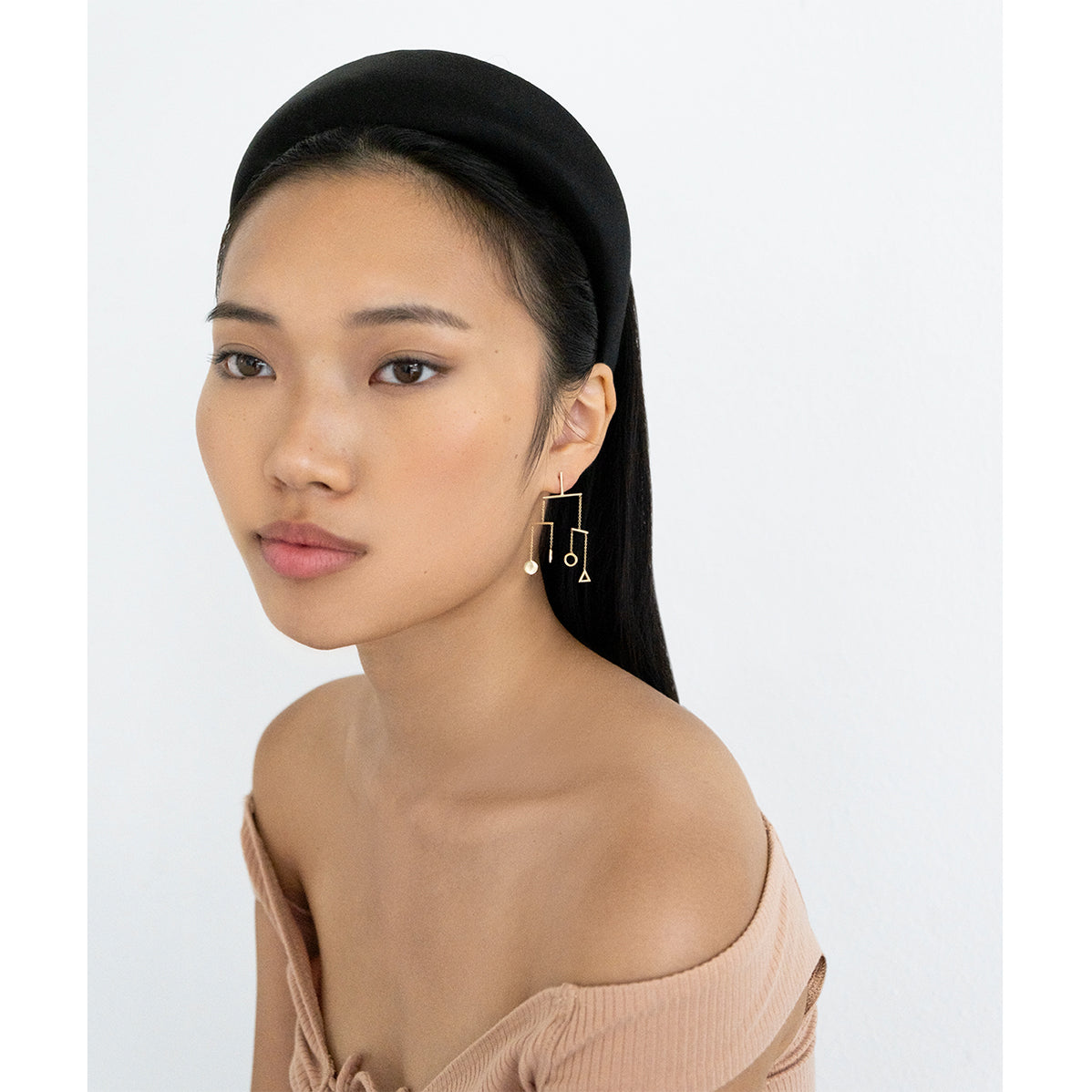 14kt Gold Kinetic Object Mobile Earring– MATEO